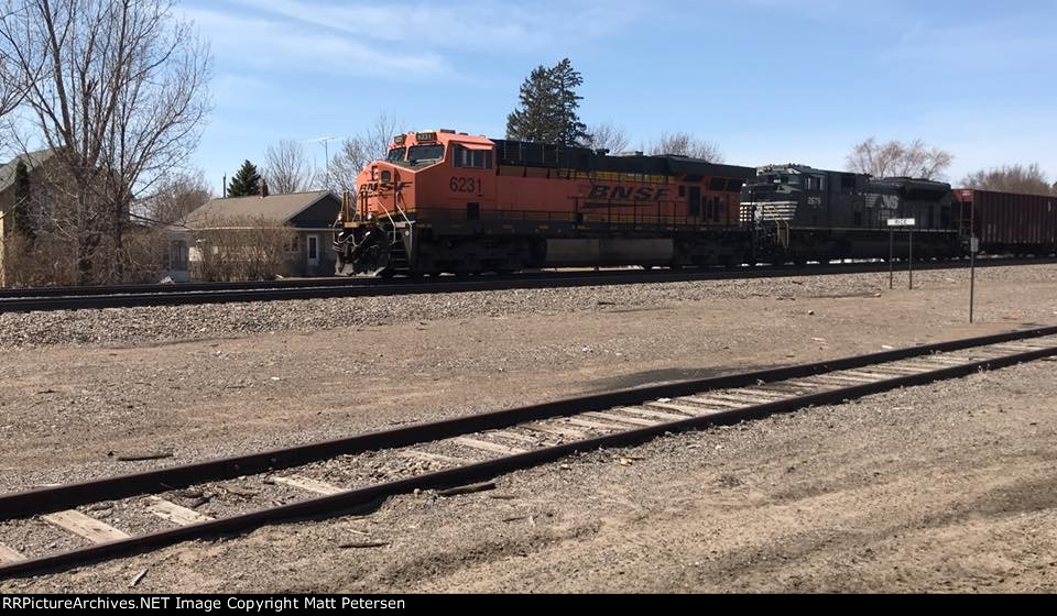 BNSF 6231